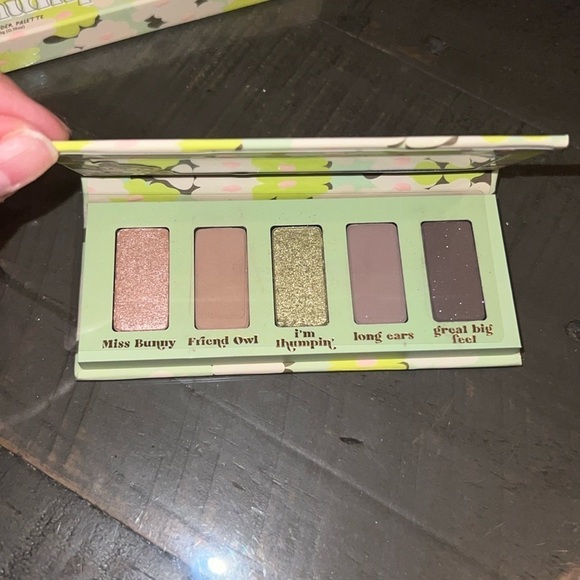 Colourpop | Makeup | Colourpop Pressed Powder Palette Disneys Thumper ...